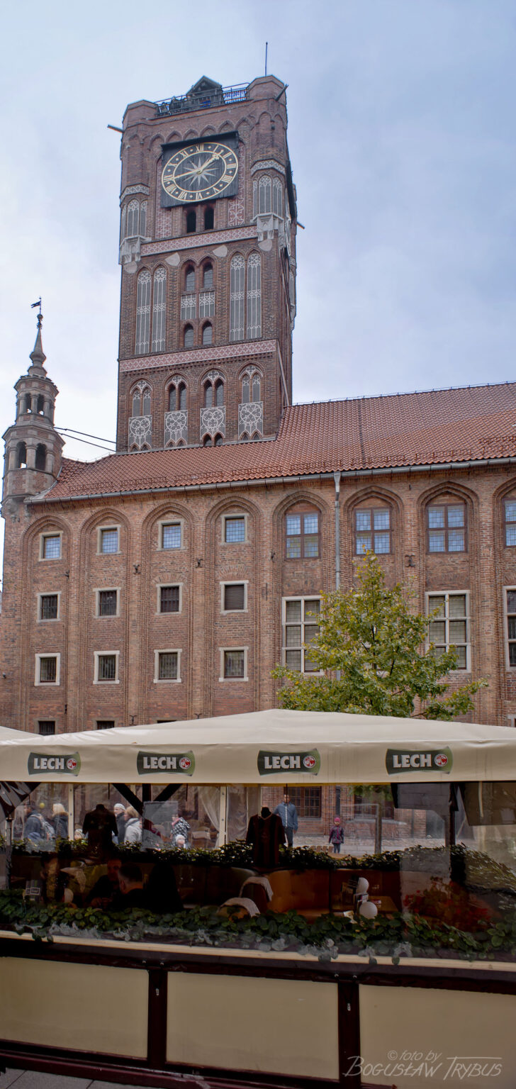 Ratusz Staromiejski w Toruniu - poznaj 100